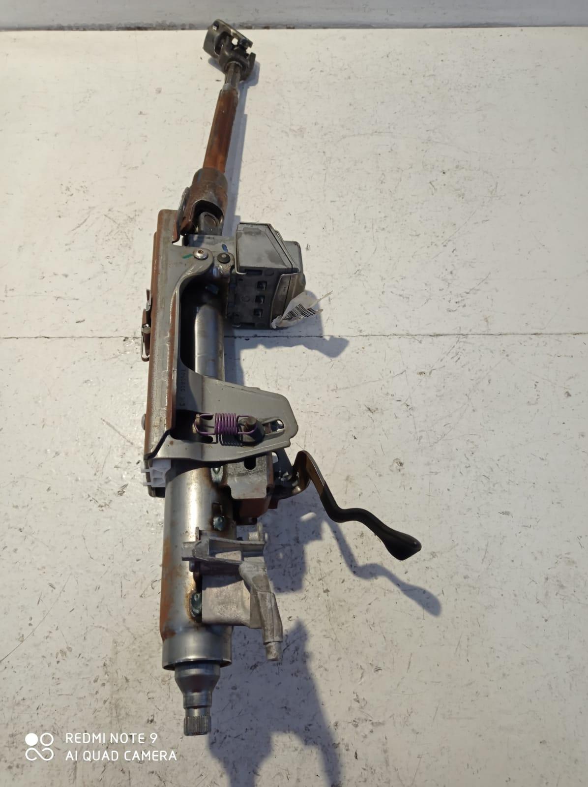 PIANTONE STERZO FIAT Freemont 1° Serie 05026132AC (11>)