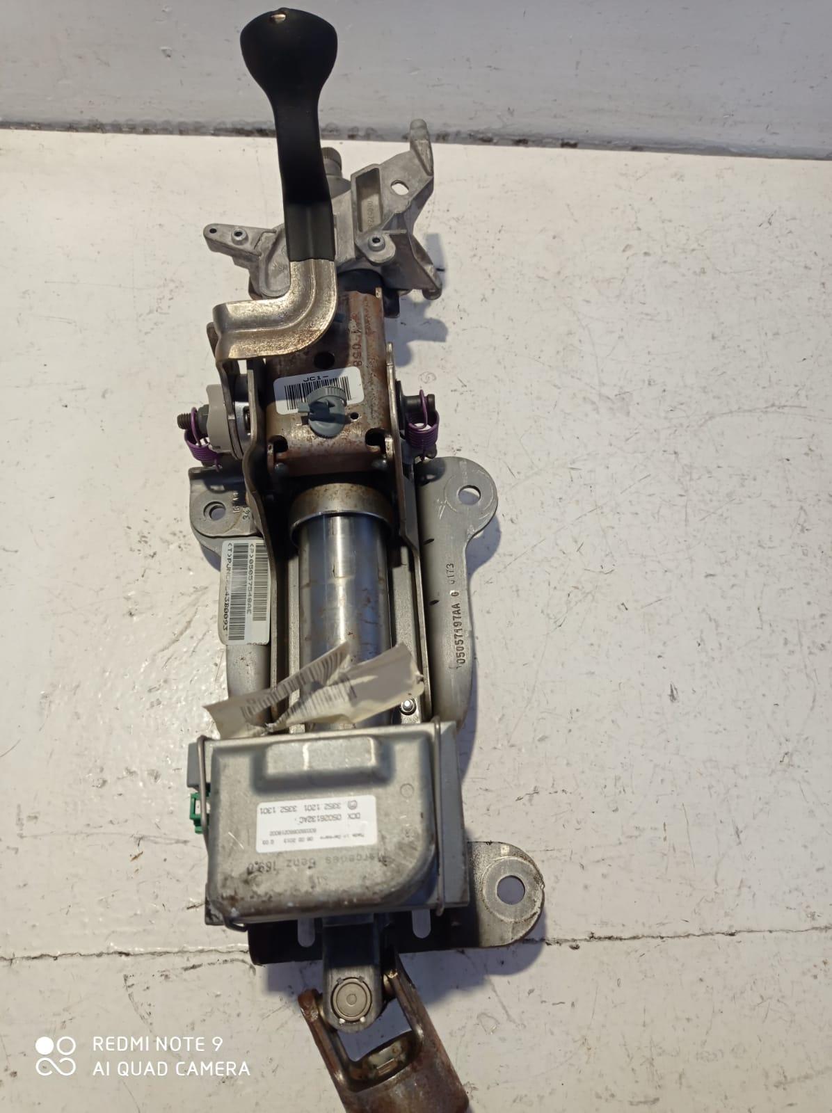 PIANTONE STERZO FIAT Freemont 1° Serie 05026132AC (11>)