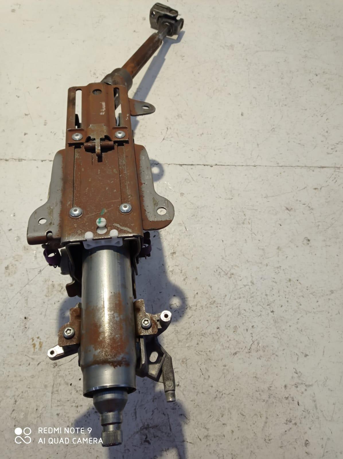 PIANTONE STERZO FIAT Freemont 1° Serie 05026132AC (11>)