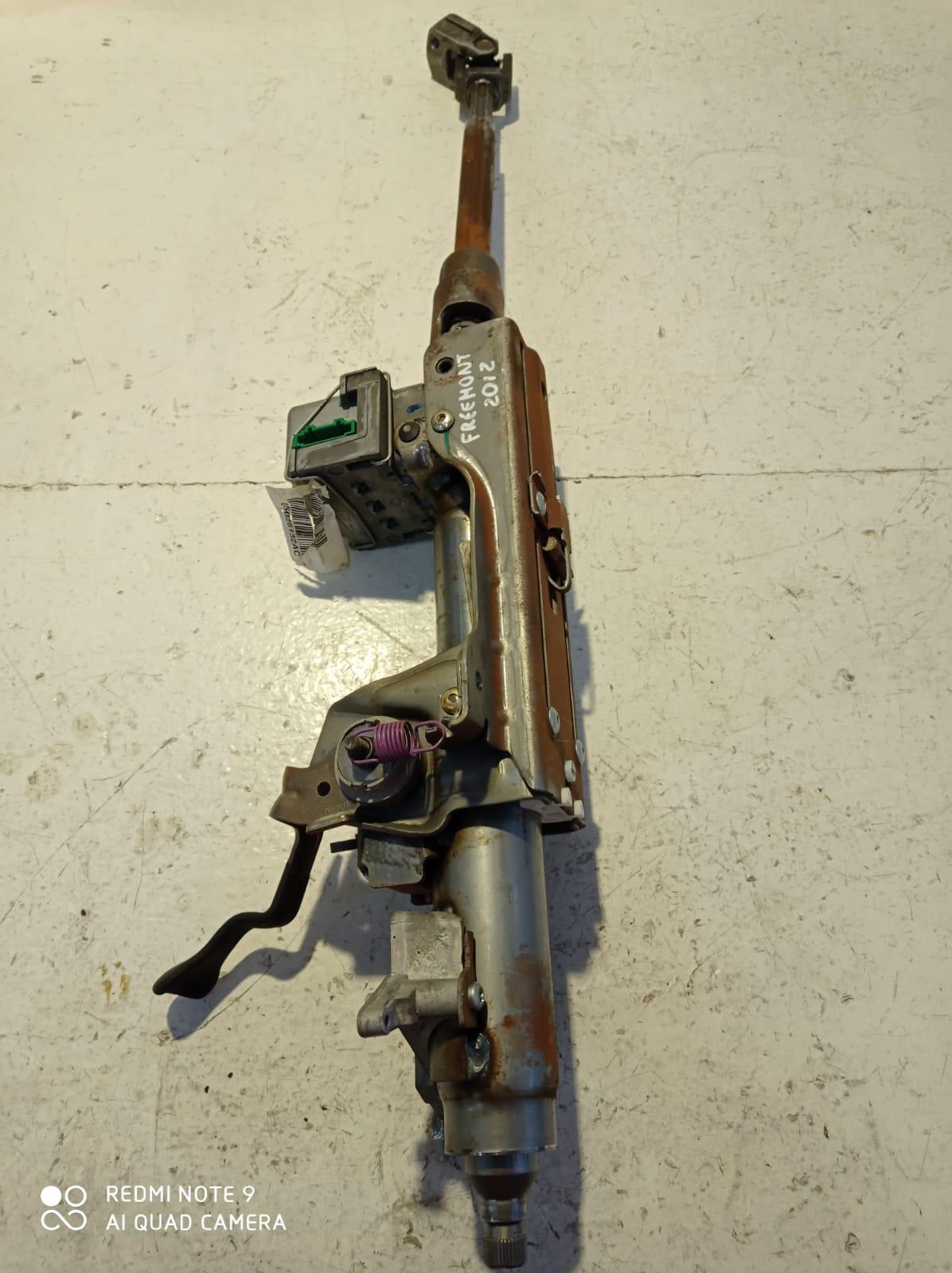 PIANTONE STERZO FIAT Freemont 1° Serie 05026132AC (11>)