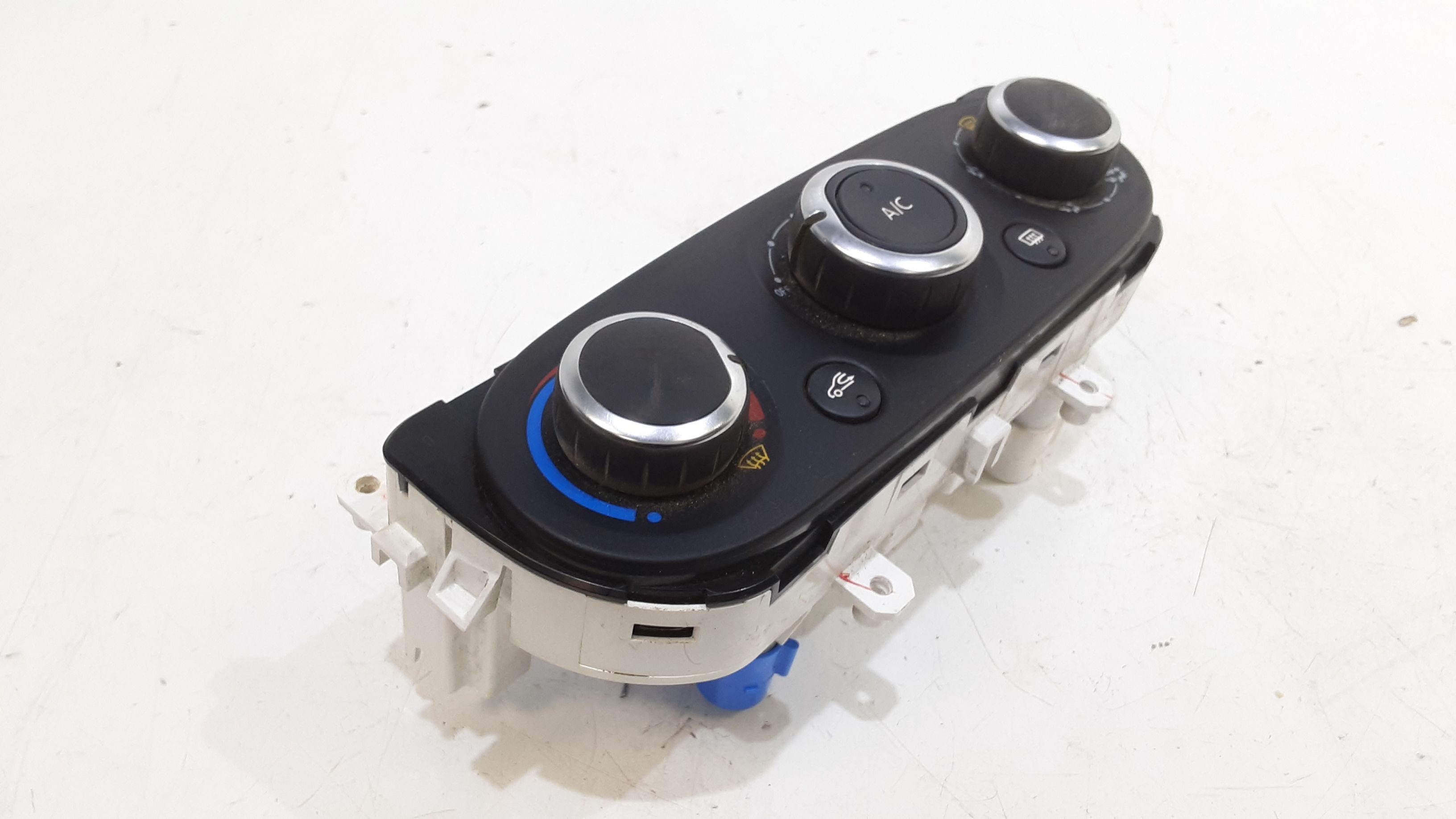 Comandi Clima RENAULT Clio Serie IV (12>19) | Casoria Car.it