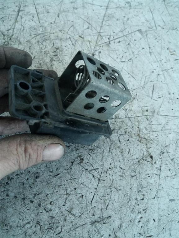 RESISTENZA VENTOLA RENAULT Clio Serie IV 255501295R (12>19)