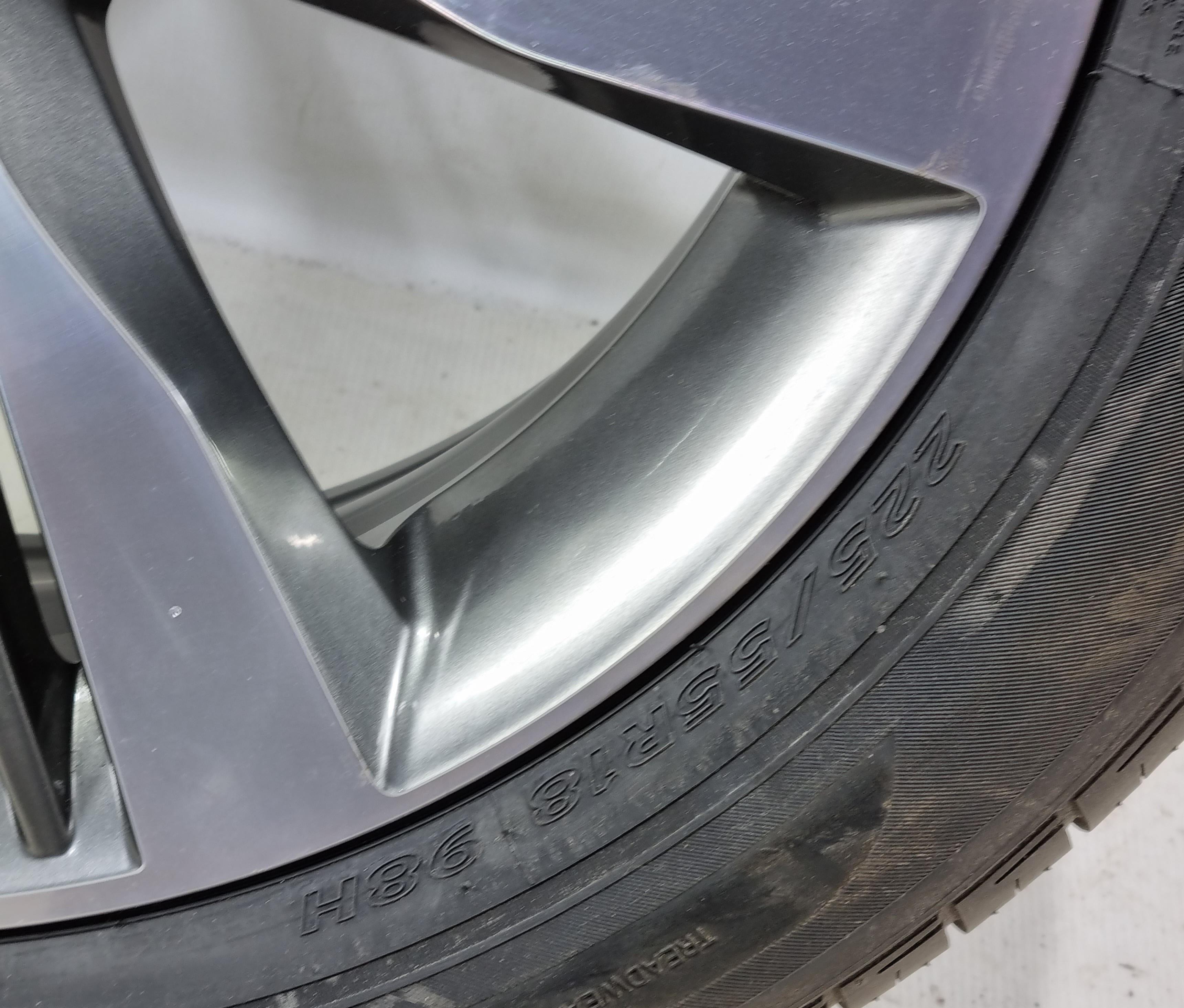 CERCHIO IN LEGA HYUNDAI iX35 1° Serie 52910-2Y700 (10>)