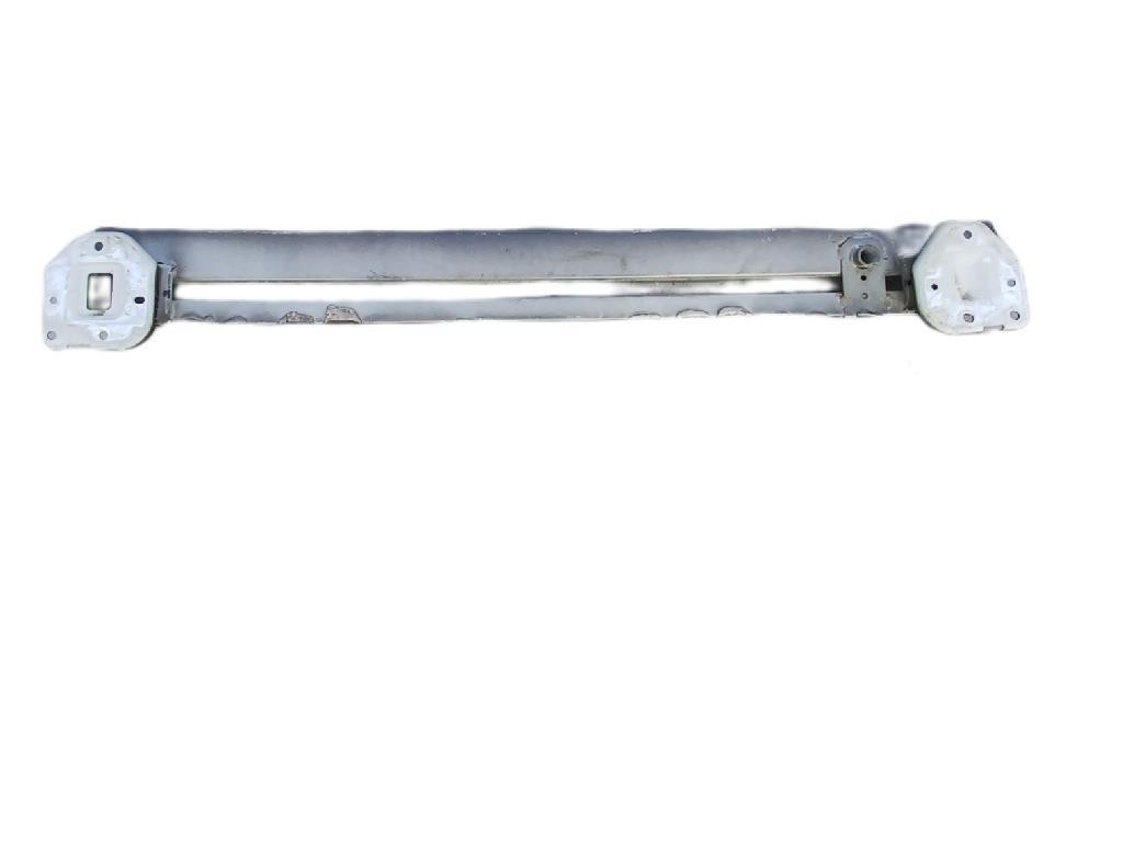 TRAVERSA PARAURTI ANTERIORE NISSAN Qashqai Serie 62030HV81A (14>)
