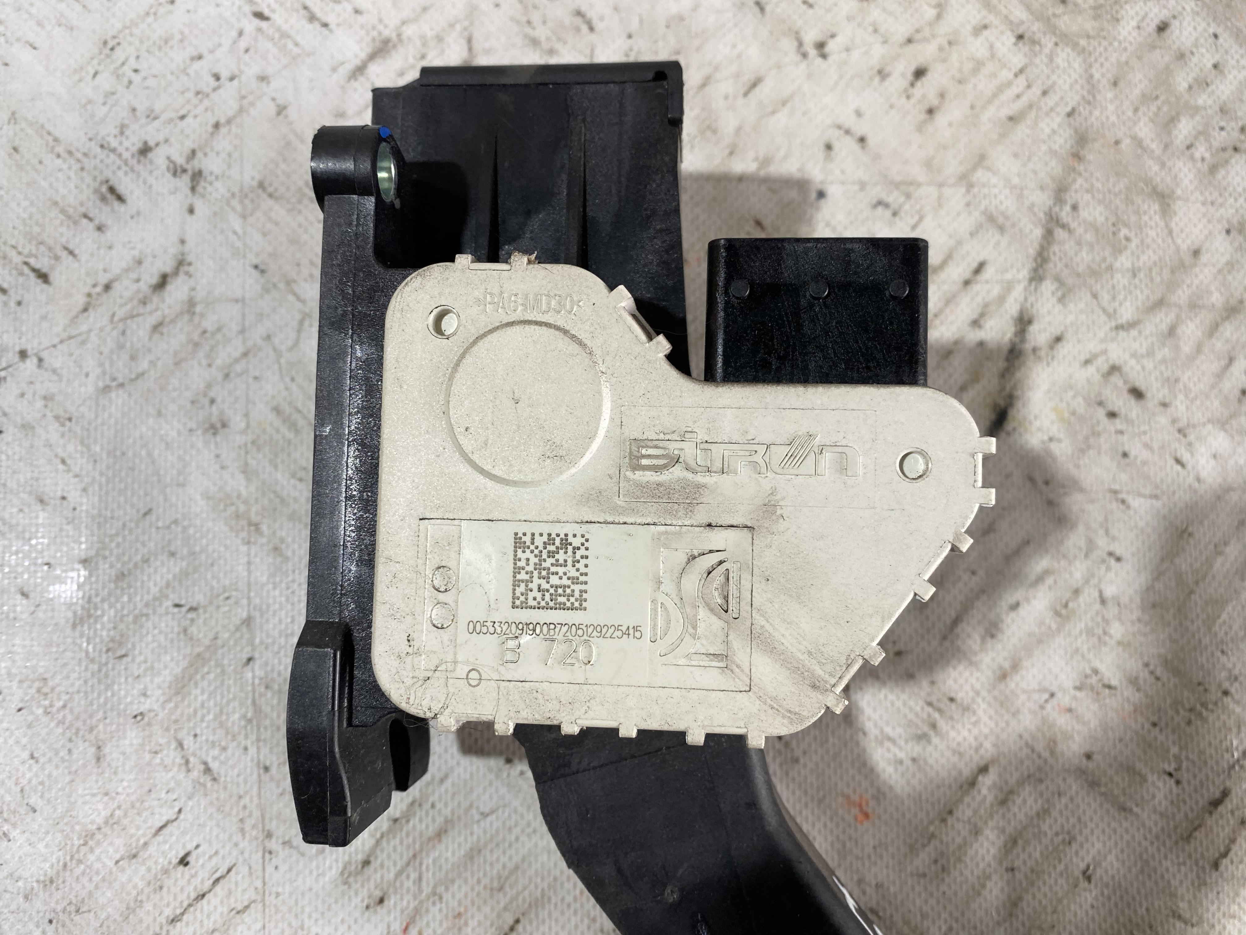 PEDALE ACCELERATORE FIAT Ducato 5° Serie Restyling Bitron B720 (14>16)