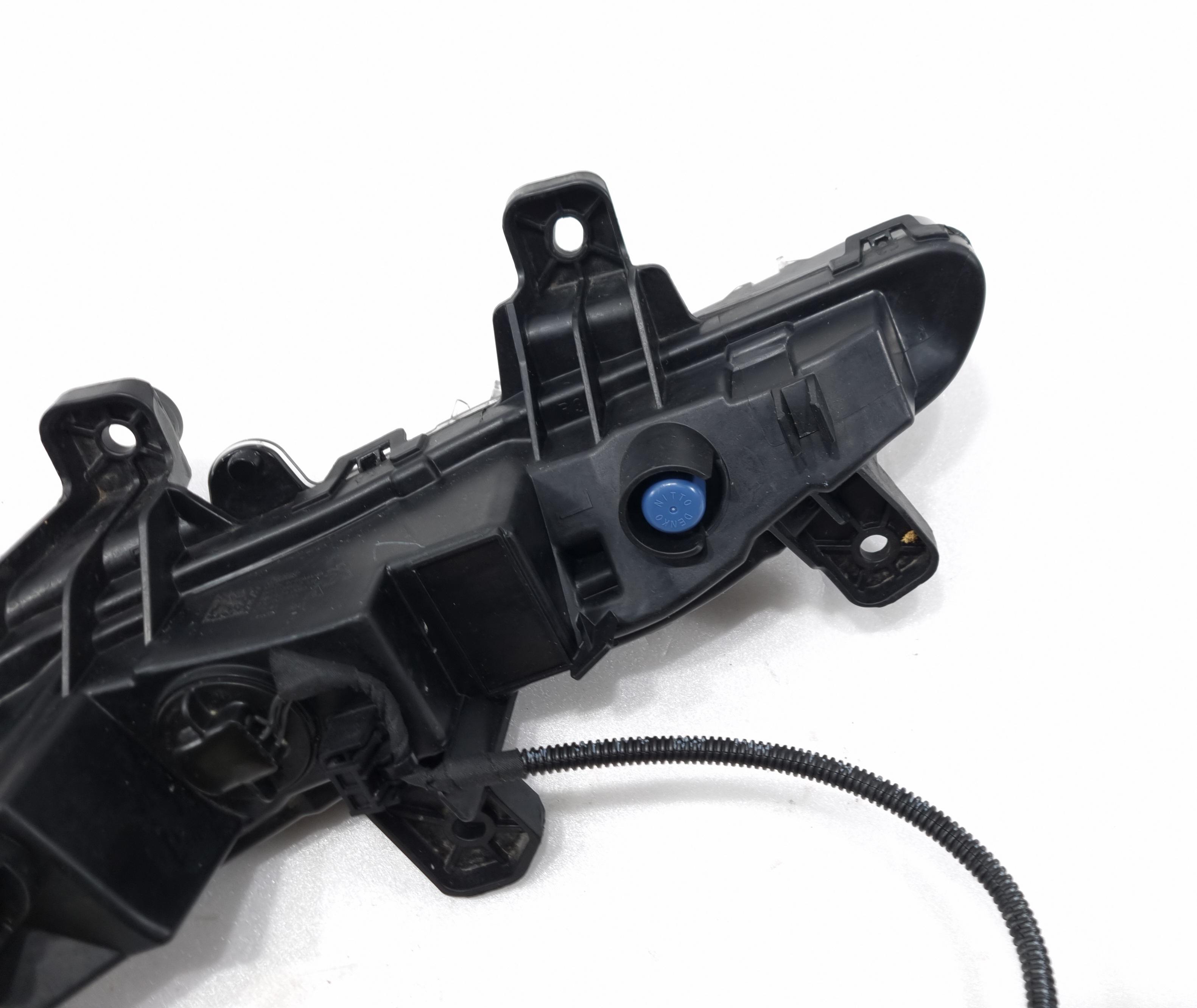 FANALINO PARAURTI ANT SX PEUGEOT 208 Serie 9824241380 (19>)