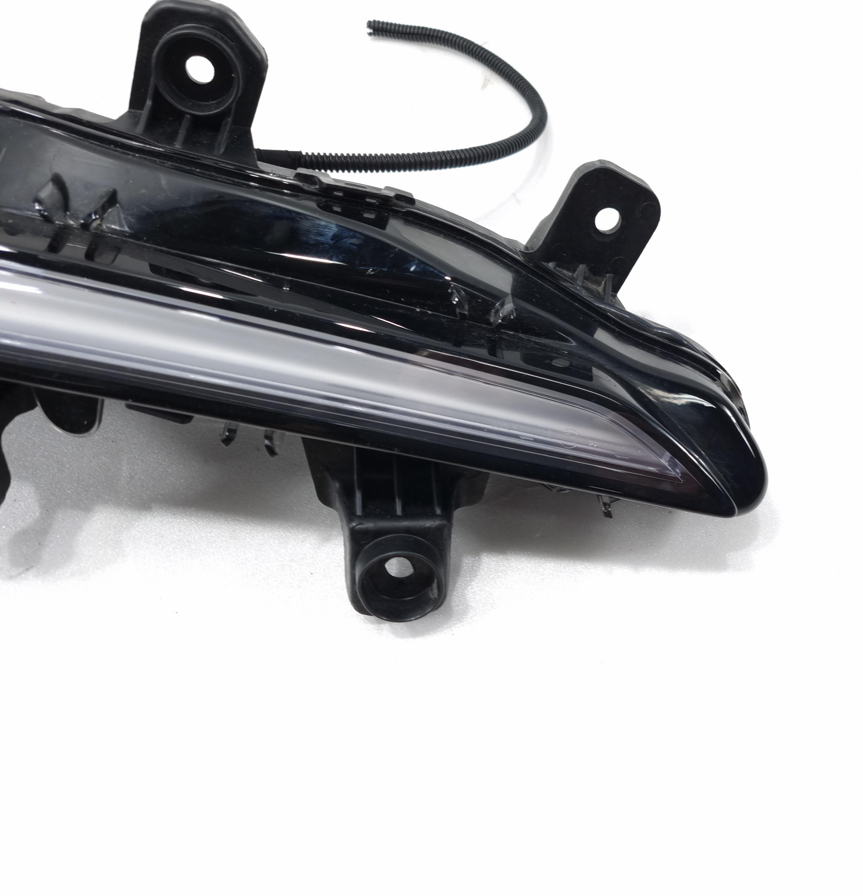 FANALINO PARAURTI ANT SX PEUGEOT 208 Serie 9824241380 (19>)