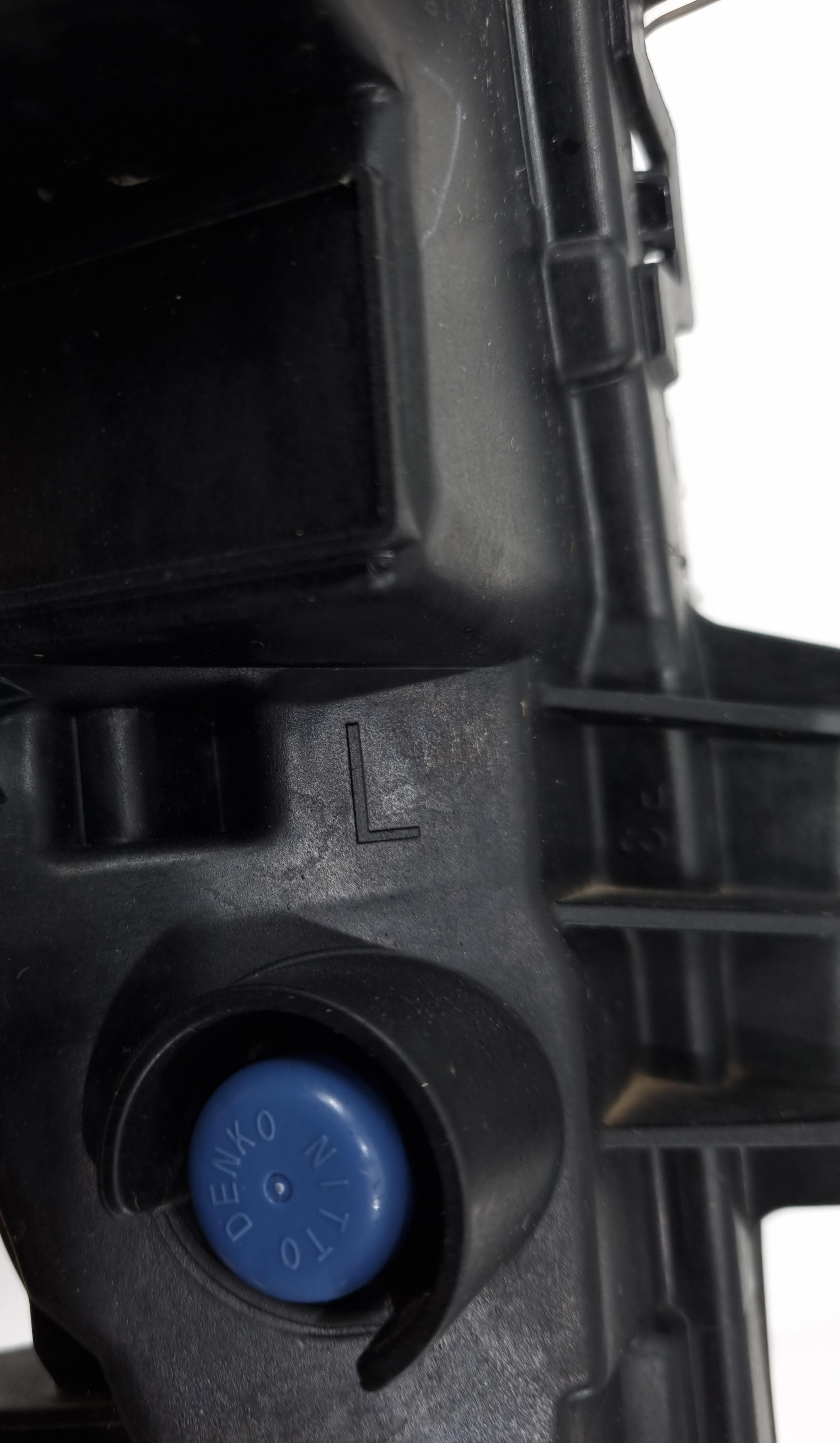 FANALINO PARAURTI ANT SX PEUGEOT 208 Serie 9824241380 (19>)