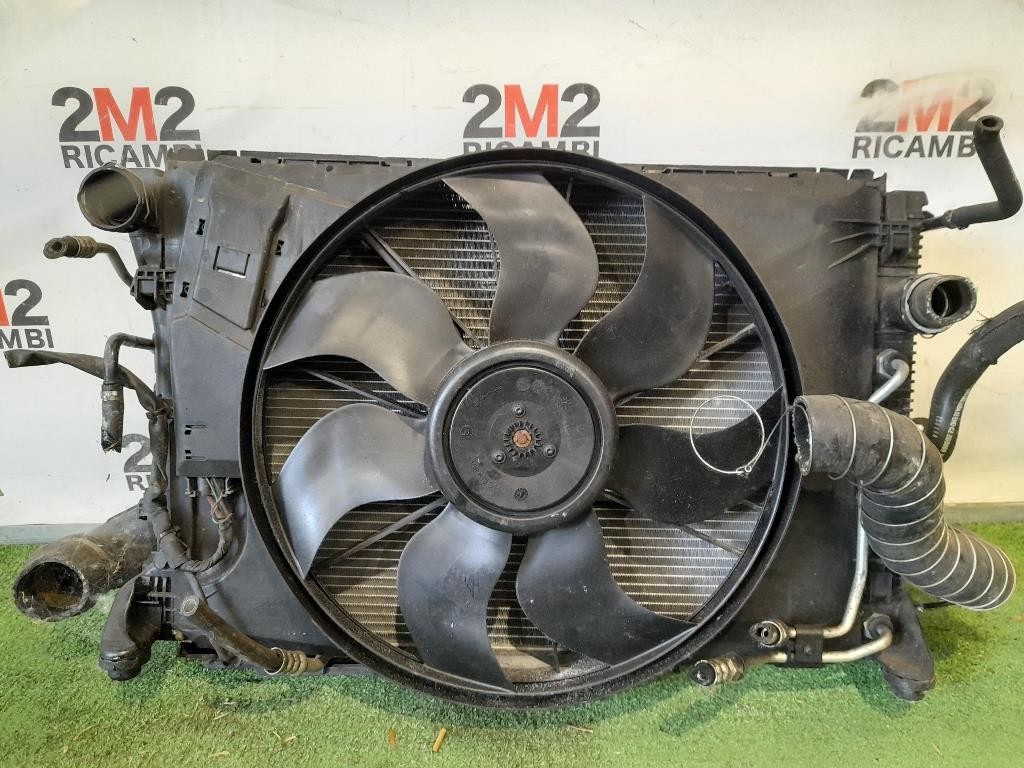 KIT RADIATORI MERCEDES Classe C Berlina W204 A2045002203 benzina 1597 (07>)