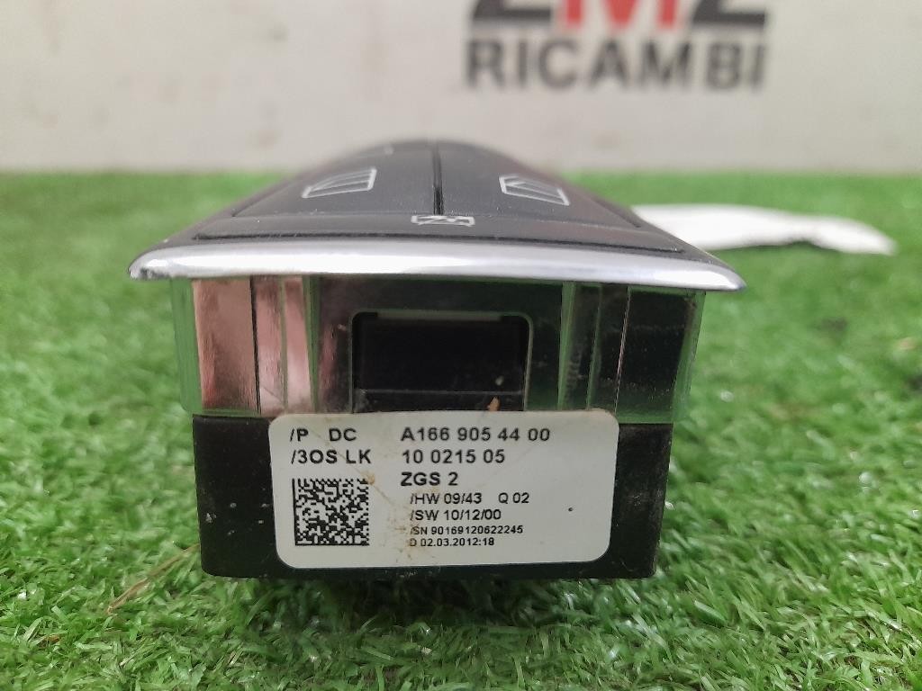 PULSANTIERA ANTERIORE SINISTRA MERCEDES Classe B W246 2° Serie ...