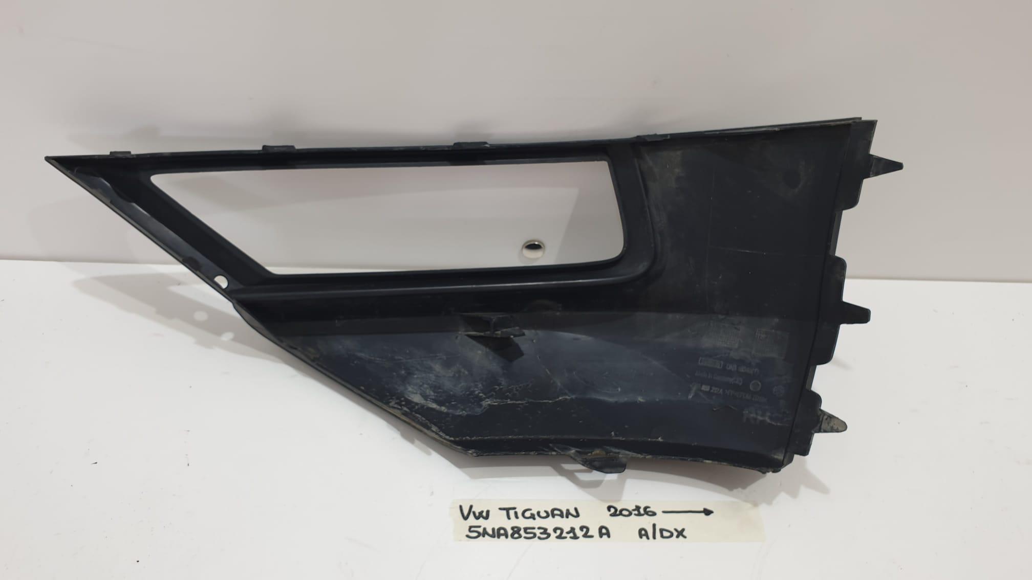 GRIGLIA PARAURTI ANTERIORE DESTRA VOLKSWAGEN Tiguan Serie 5NA853212A ...