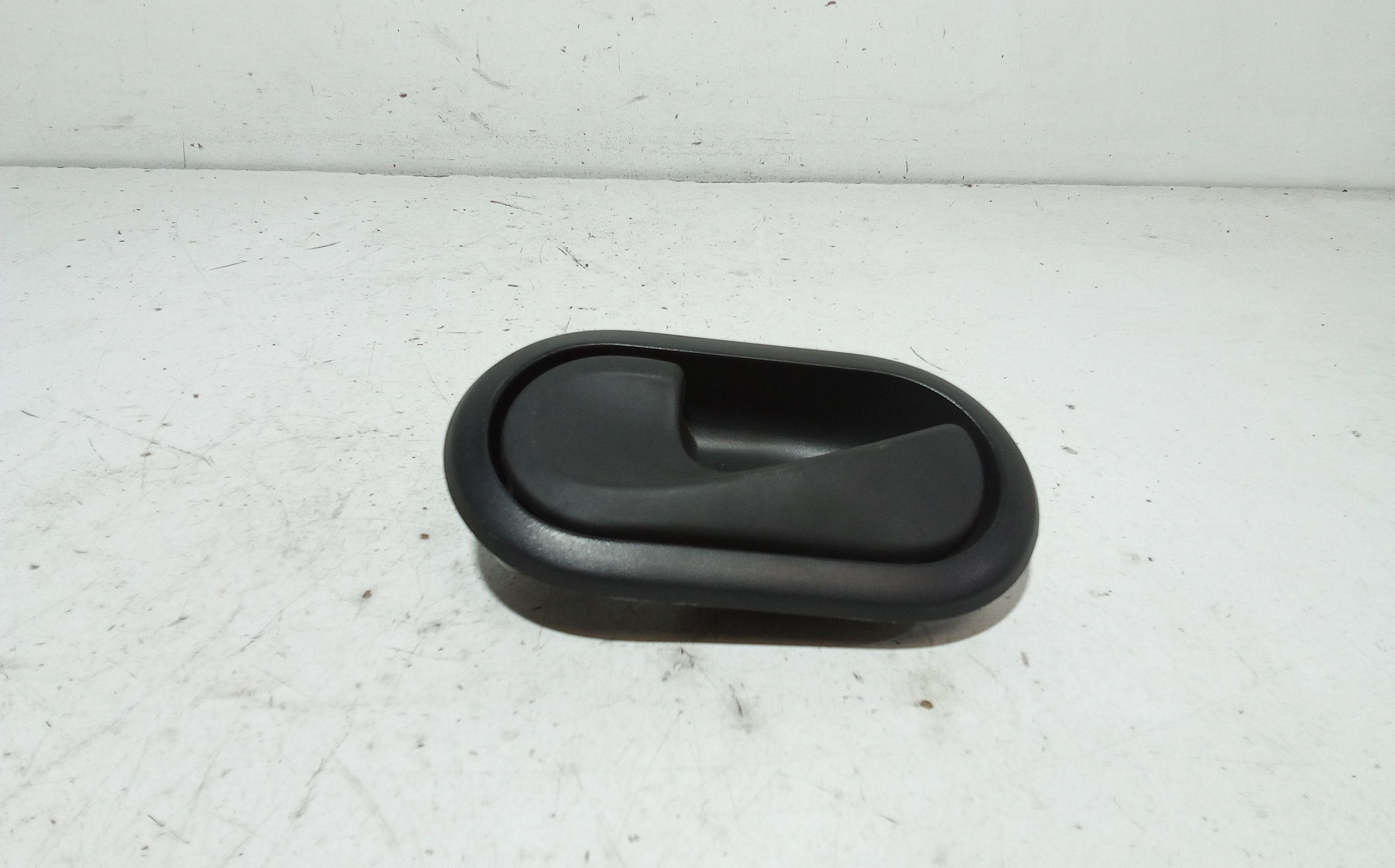 Maniglia interna anteriore Sinistra DACIA Dokker 1° Serie | CasoriaCar.it