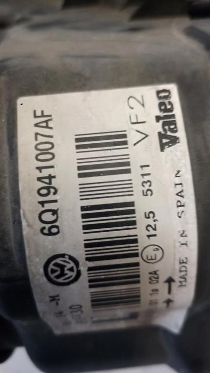 FARO ANTERIORE SINISTRO VOLKSWAGEN Polo 4° Serie 6Q1941007AF (01>09)