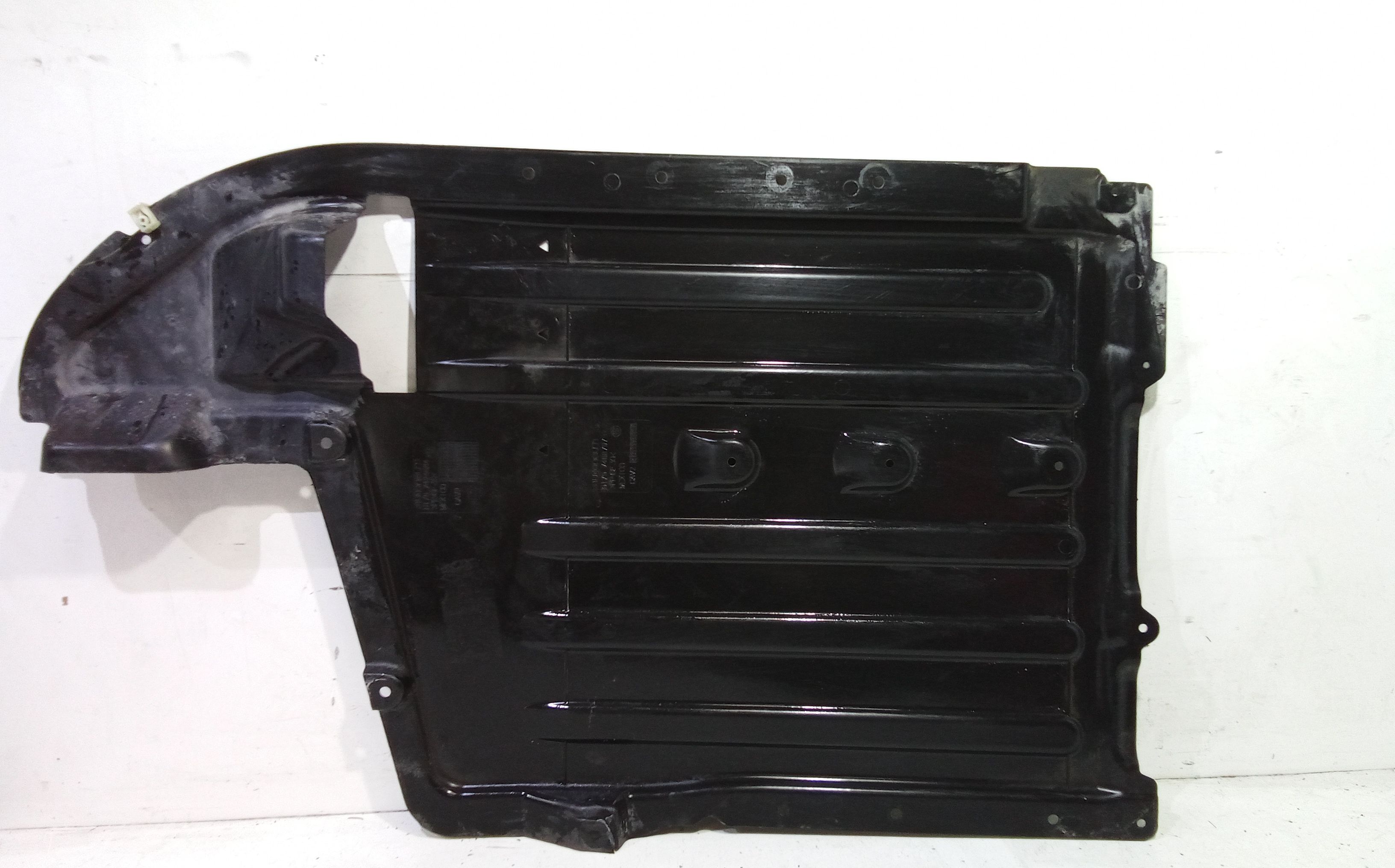 Riparo sotto motore BMW X6 Serie (F96) (19>) | Casoria Car.it
