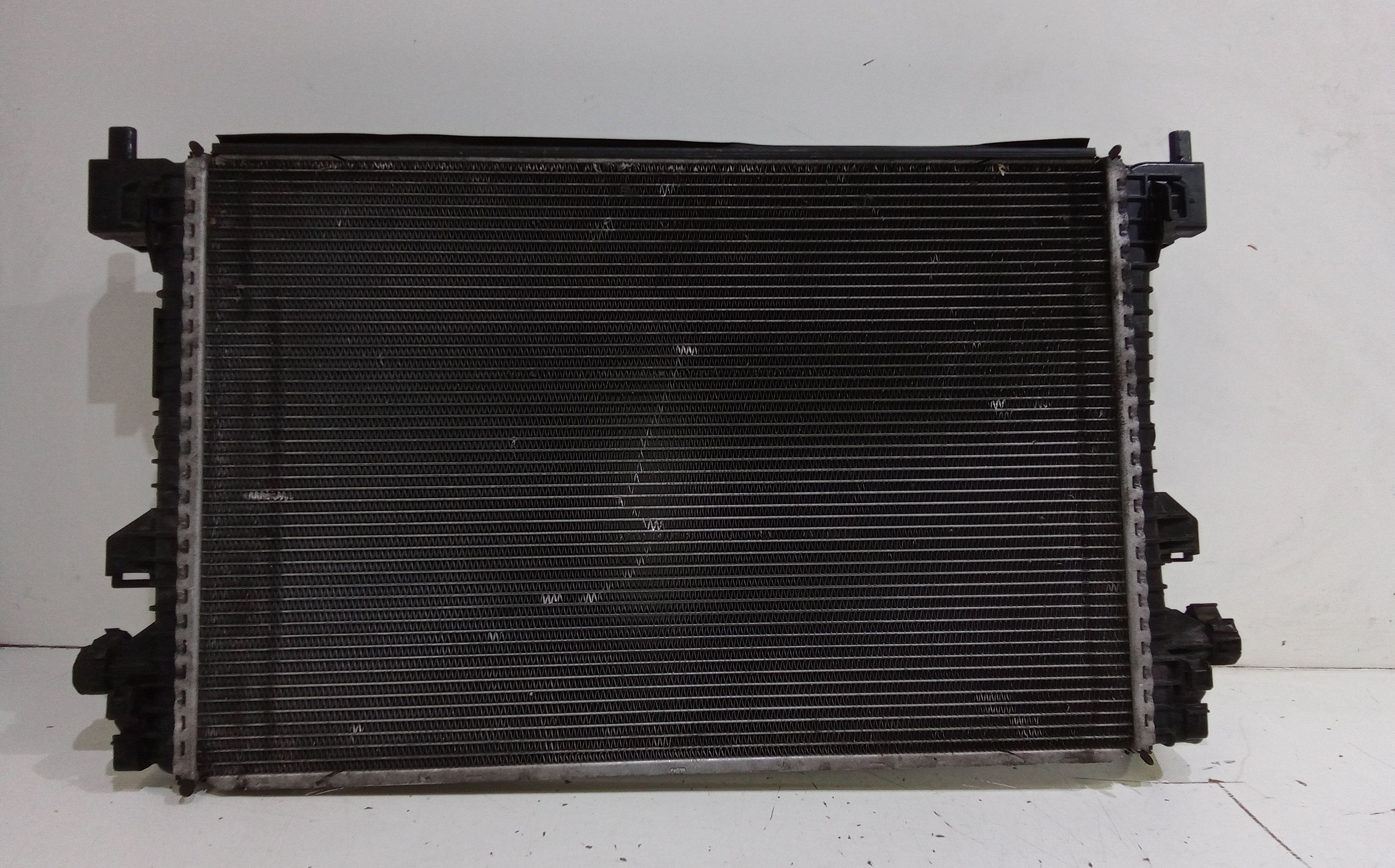 Radiatore acqua VOLKSWAGEN Tiguan Serie | CasoriaCar.it