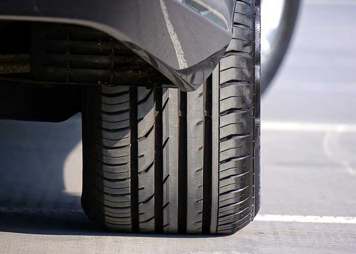 Guide de sécurité des pneus : roulez en toute tranquilité - Webcarnews